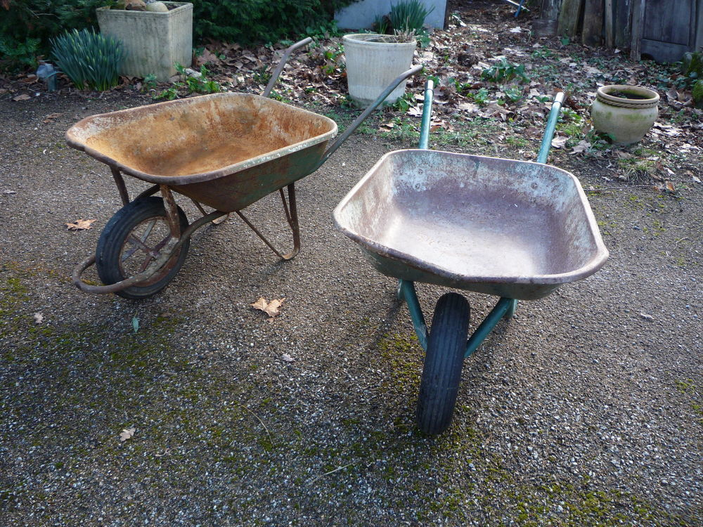 Achetez brouette métallique occasion, annonce vente à Castres (81) La ...